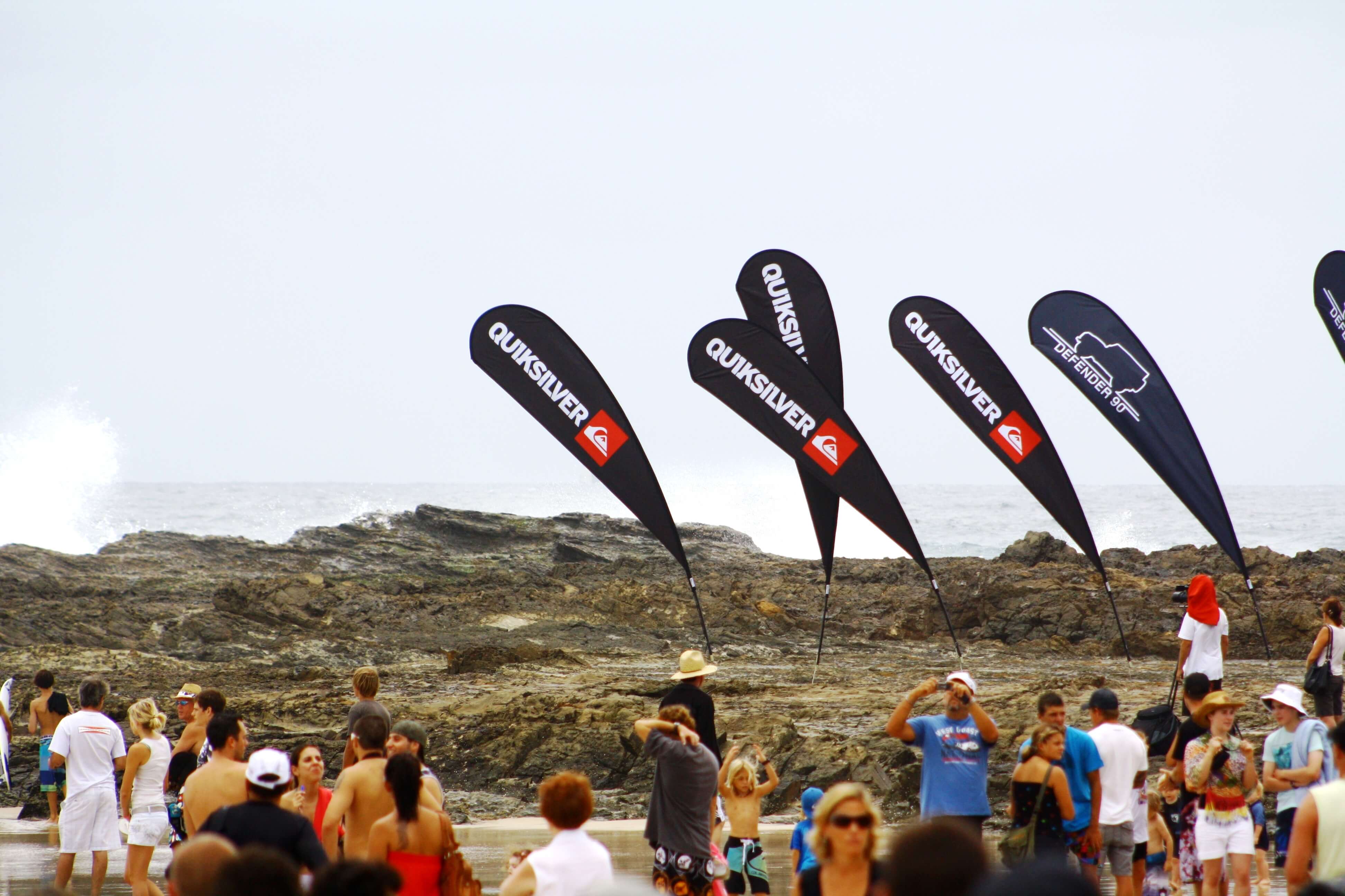 The Legendary Flying Banner - Expand a Sign