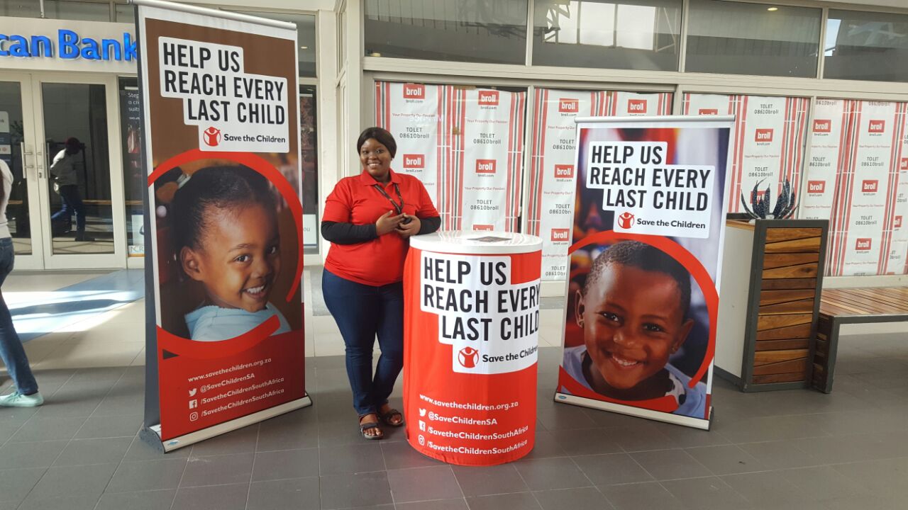 5 Essential Pull Up Banner Design Tips for Effective Branding - Expand ...